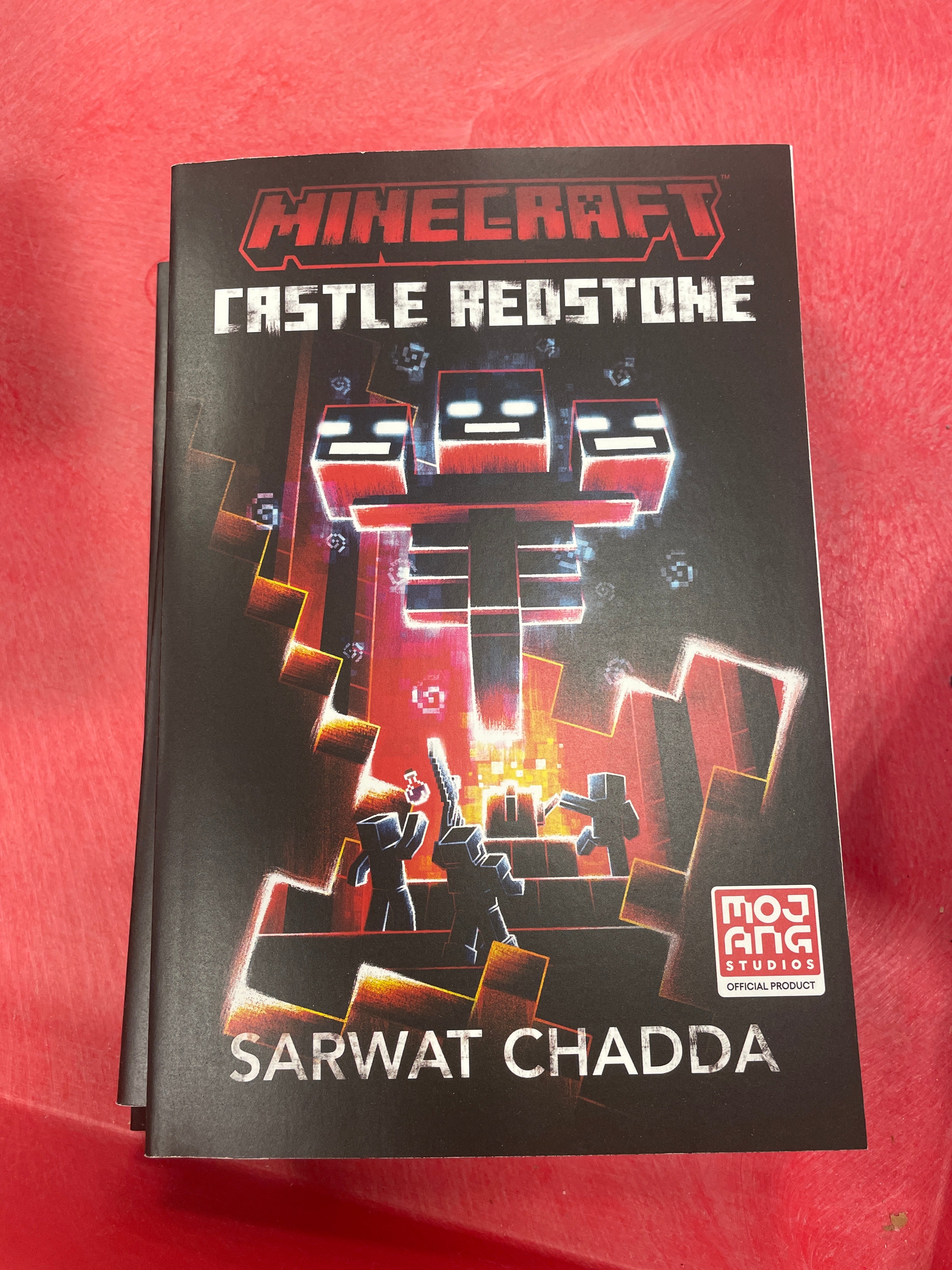 Minecraft -Castle Redstone-Graphic Nove – Tall Man Toys & Comics