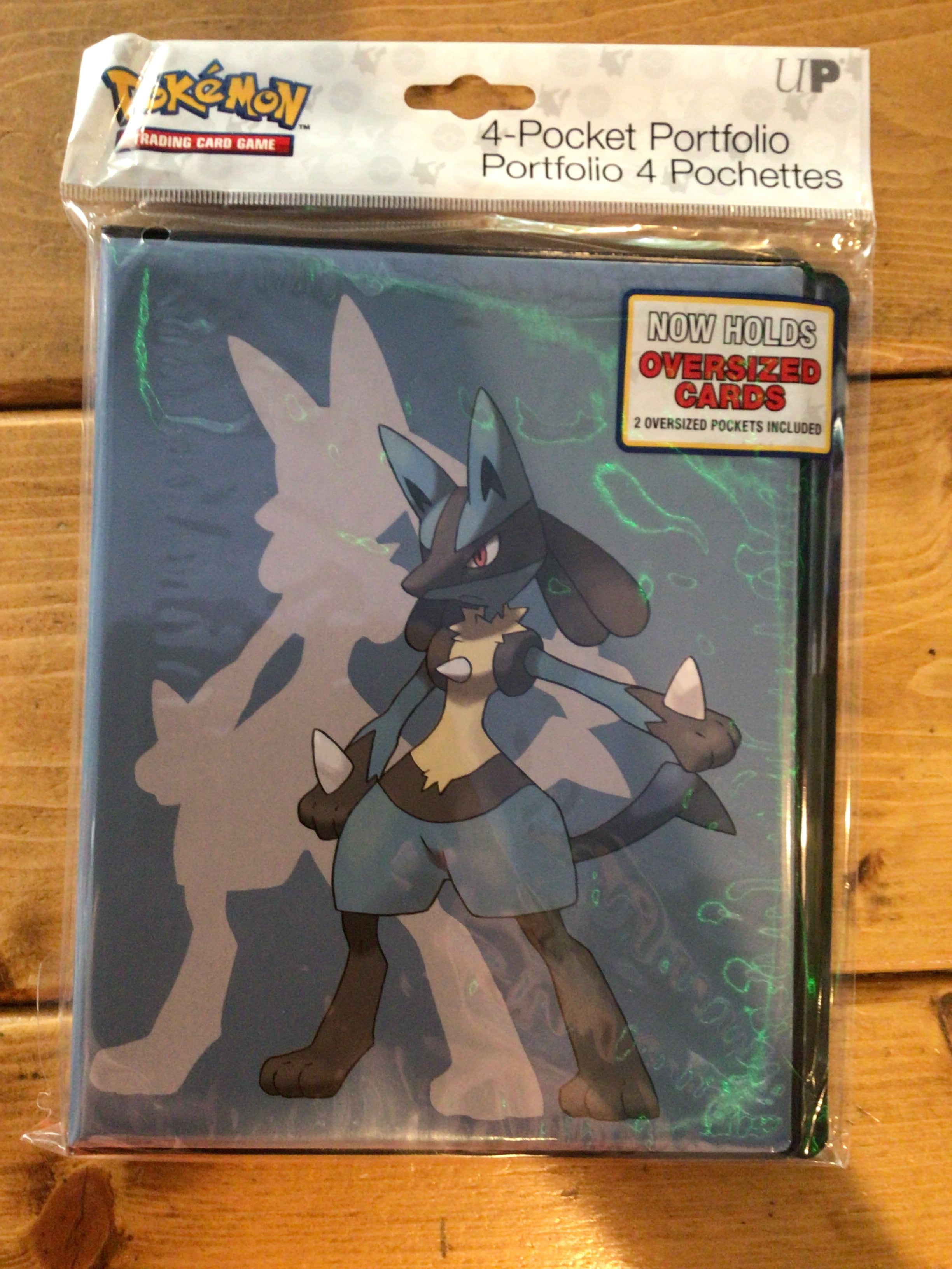 Pokémon pocket portfolio – Tall Man Toys & Comics