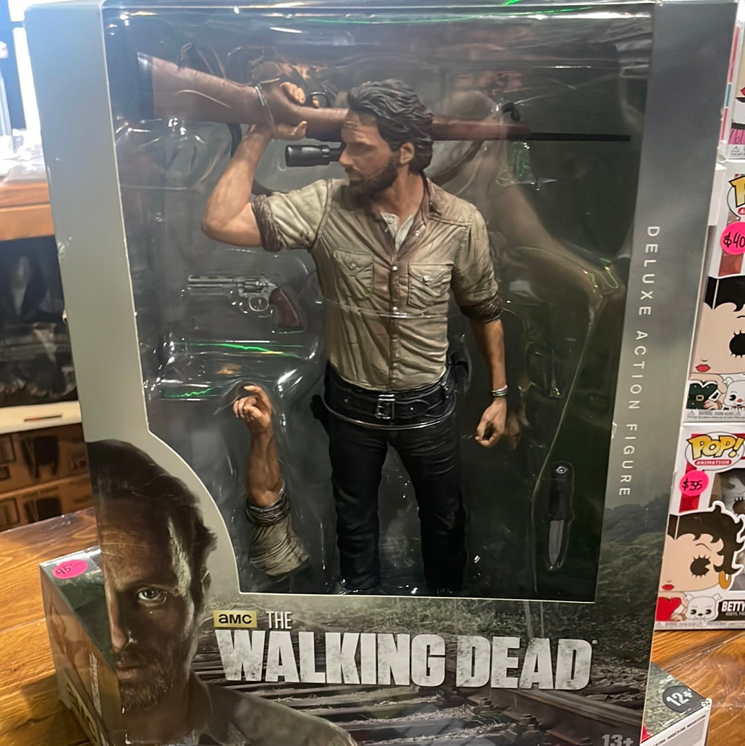 McFarlane TWD the walking dead Rick Grimes 10" Mega Figure McFarlane T ...